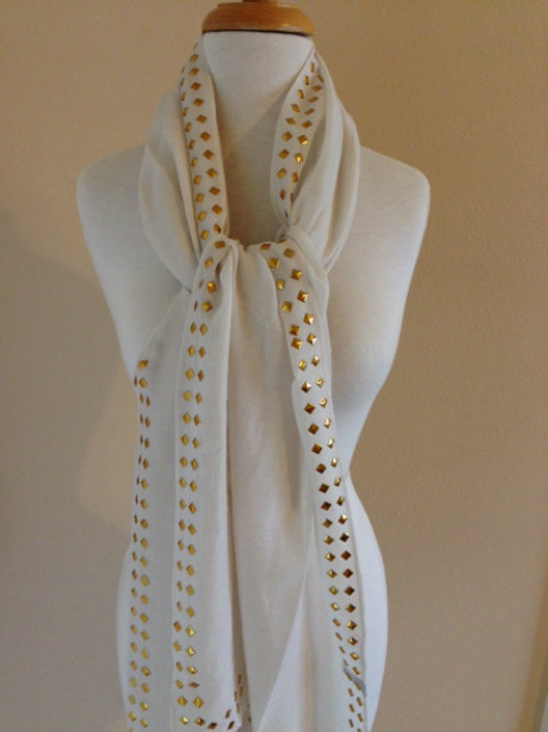 Studded Scarf In Ivory on Luulla